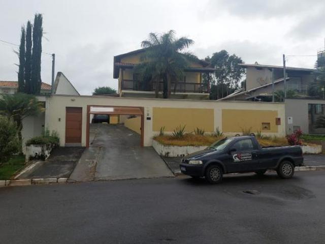 Casa à venda em Varginha, no bairro Riviera Do Lago