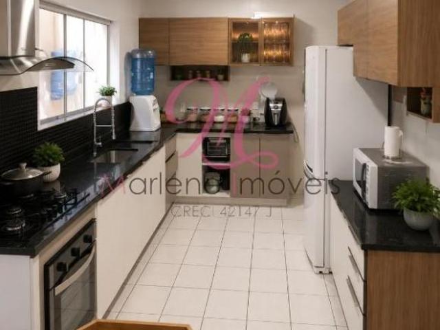 Casa à venda em Várzea Paulista SP, Jardim Promeca: 2 quartos, 1 sala, 2 vagas de garagem, 302 m²