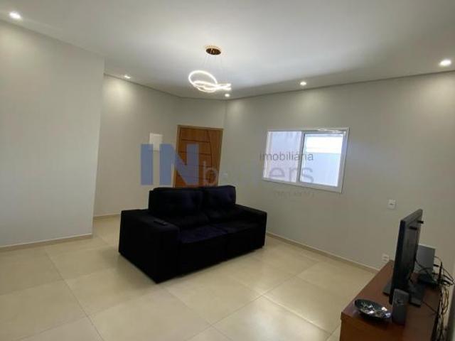 Casa à venda em Várzea Paulista SP, Loteamento Serra dos Cristais 1 quarto, 2 salas, 2 banheiros