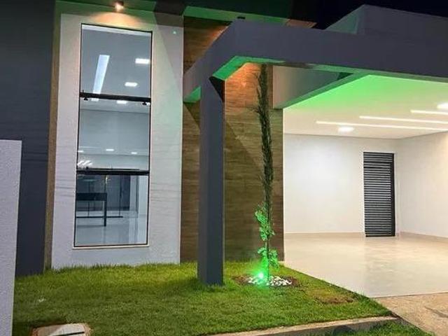 Casa à Venda em Vicente Pires 3 suítes Lote 300 m2