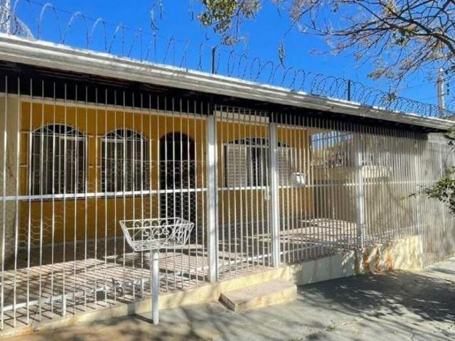 Casa à venda em Vila Viotto, Jundiaí 2 dormitórios, 2 vagas, financiamento