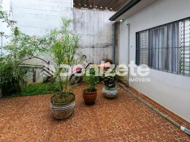 Casa à venda em Vila Alpina, Santo André – 264 m², 2 quartos, 1 suíte, 3 vagas