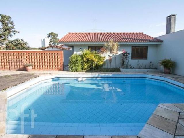 Casa à venda em Vila Assunção com 508 m², 5 quartos, 1 suíte, 6 vagas