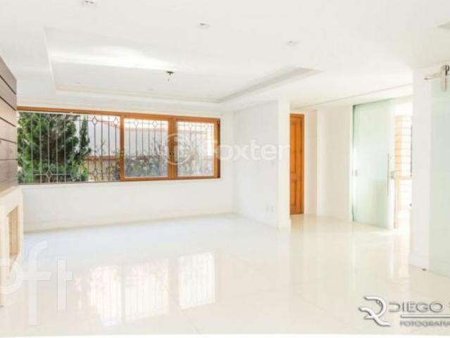 Casa à venda em Vila Assunção com 292 m², 3 quartos, 2 suítes, 2 vagas