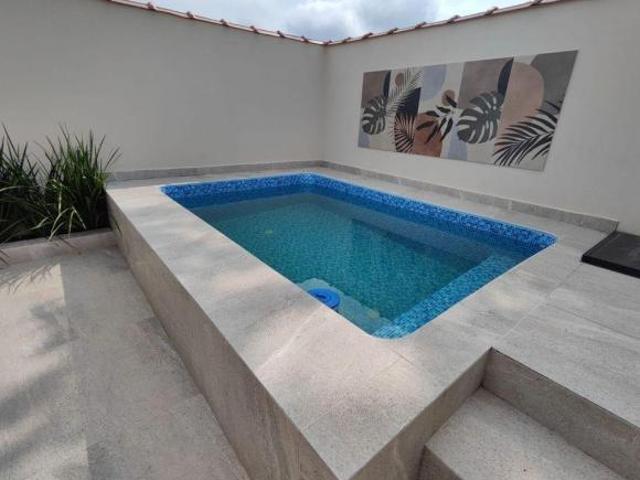 Casa à Venda em Vila Atlântica, Mongaguá SP