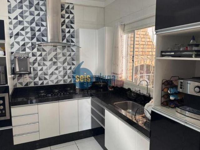 Casa à venda em Vila Bertini, Americana | 2 suítes, 85m²