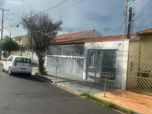 Casa à Venda em Vila Brasília, São Carlos: 3 Dorms, 131m², R$295mil