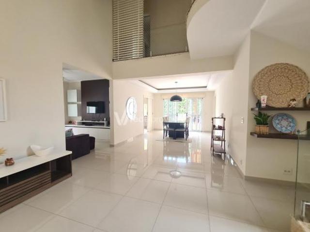 casa à venda em Vila Brasiliana