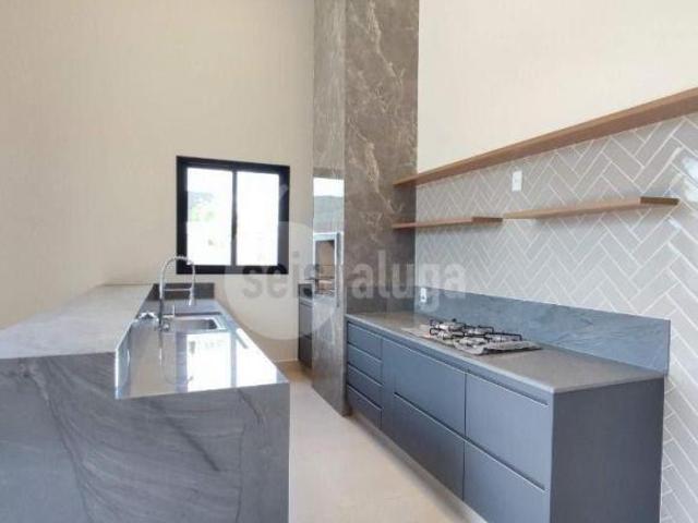Casa à Venda em Vila Cordenonsi 3 Dorms, 3 Suítes, R$2.600.000