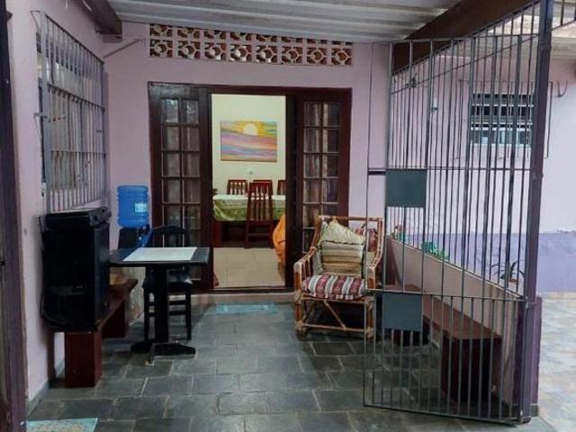 casa à venda em vila erminda, peruíbe 3 quartos 97m²