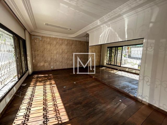 Casa à venda em Vila Firmiano Pinto · Mega Brasil Imóveis · Mega Brasil Imóveis