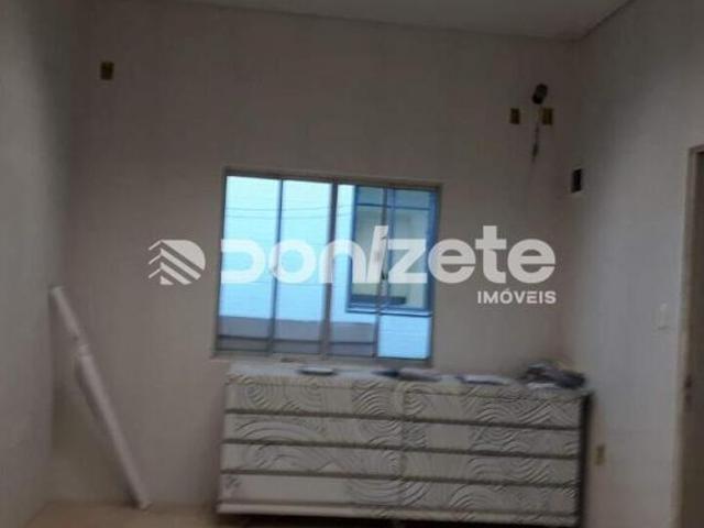 Casa à venda em Vila Gilda, Santo André 3 Dorms, 1 Suíte, 2 Vagas – 190m² de área interna