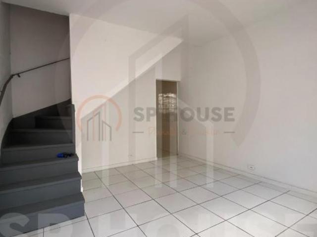 Casa à venda em Vila Gumercindo, 2 quartos, 1 suíte, 1 vaga, 110,00 m²