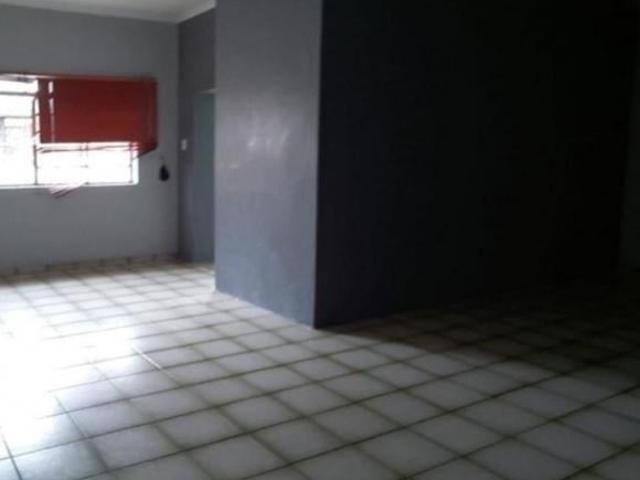 Casa à venda em Vila Guarani Zona Sul