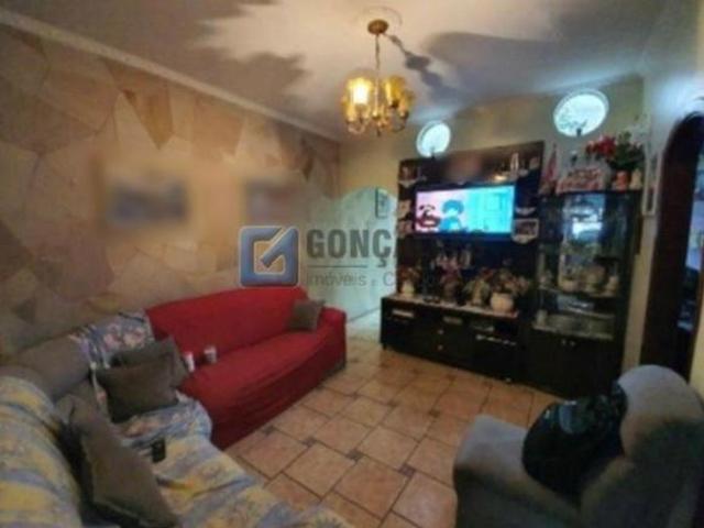 Casa à venda em Vila Helena, Santo André — 3 dorms, 1 suíte, 3 vagas