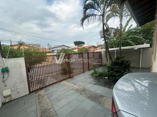 casa à venda em Vila Ipê