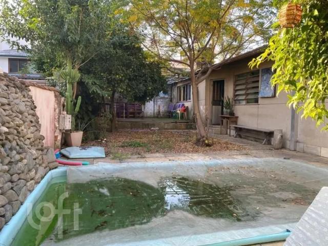 Casa à venda em Vila Ipiranga com 110 m², 3 quartos, 2 vagas