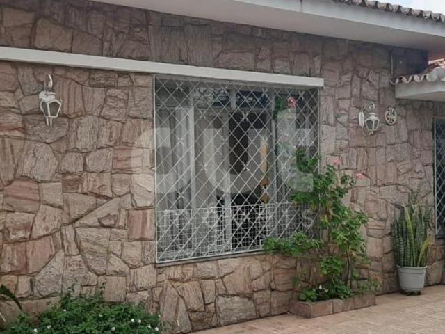 casa à venda em Vila Itapura