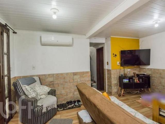 Casa à venda em Vila Jardim com 180 m², 3 quartos, 1 vaga