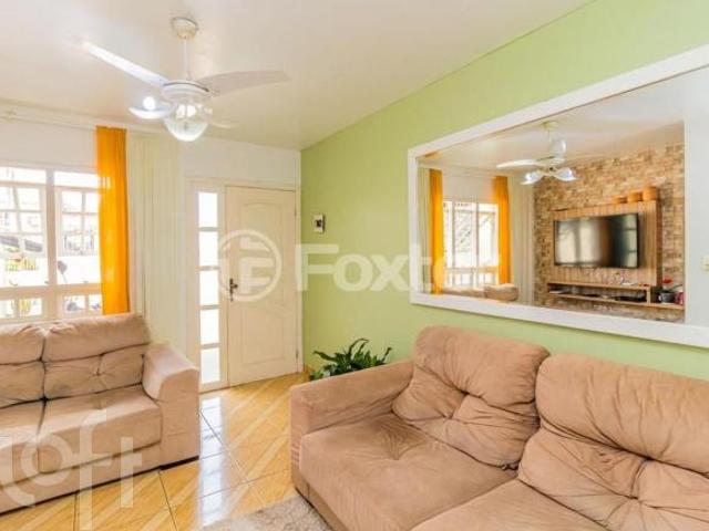 Casa à venda em Vila Jardim com 220 m², 3 quartos, 1 suíte, 2 vagas