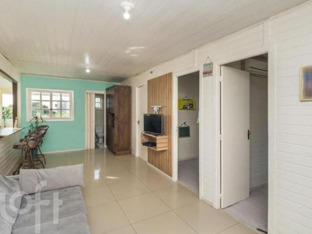 Casa à venda em Vila Jardim com 70 m², 3 quartos, 3 vagas