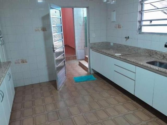 Casa à venda em Vila Linda, Santo André 3 Dormitórios, 1 Suíte, 4 Vagas