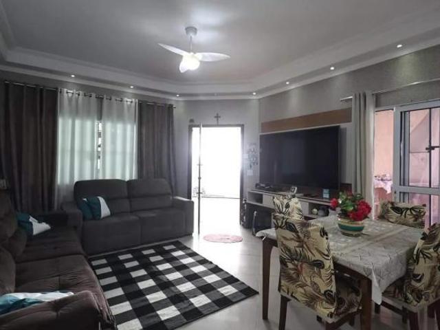 Casa à venda em Vila Metalúrgica, Santo André – 3 dorms, 2 suítes, 5 vagas | Financia