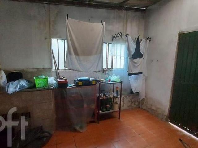 Casa à venda em Vila Nova com 200 m², 4 quartos, 1 suíte, 10 vagas