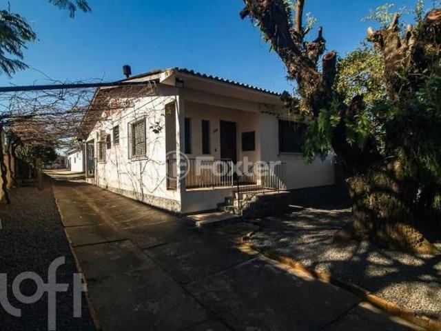 Casa à venda em Vila Nova com 250 m², 6 quartos, 1 suíte, 10 vagas