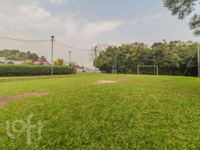 Casa à venda em Vila Nova com 260 m², 3 quartos, 1 suíte, 3 vagas