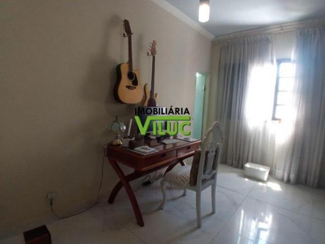 Casa à venda em Vila Paquetá