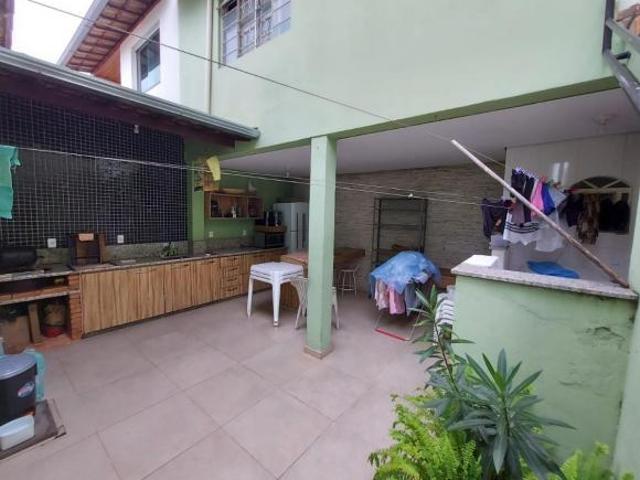 Casa à venda em Vila Paquetá