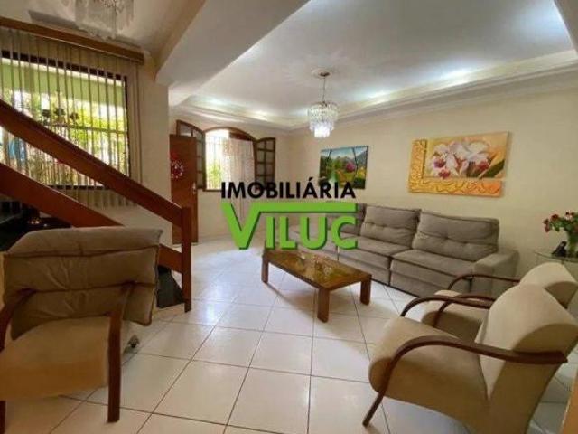 Casa à venda em Vila Paquetá