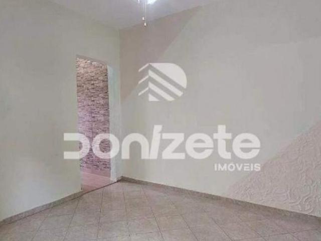 Casa à venda em Vila Pires, Santo André – 2 quartos, quintal e churrasqueira