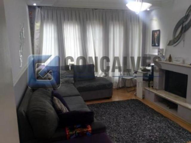 Casa à Venda em Vila Pires, Santo André: 3 Quartos, 10 Vagas, Elevador