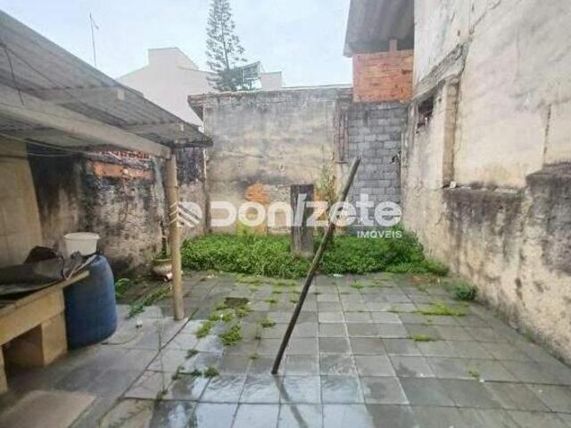 Casa à venda em Vila Pires, Santo André – 3 quartos, 2 salas, 1 vaga