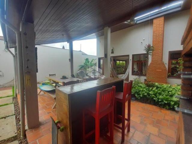Casa à Venda em Vila Prudente, São Paulo 3 quartos, 3 banheiros, suíte e 4 vagas de garagem