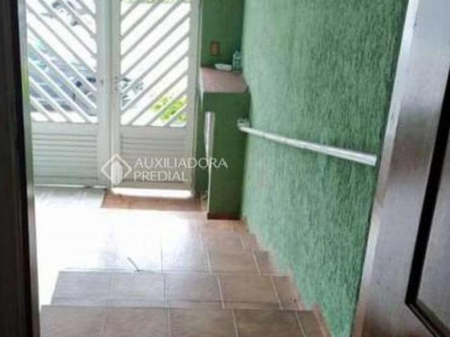 Casa à Venda em Vila Scarpelli, Santo André