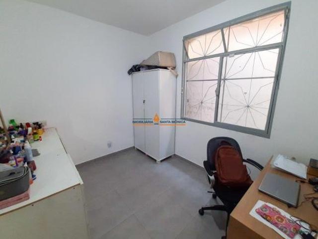 Casa à venda em Vila Santa Mônica