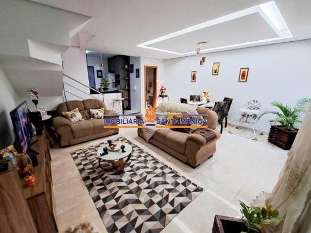 Casa à venda em Vila Santa Mônica