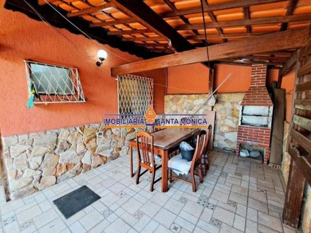 Casa à venda em Vila Santa Mônica