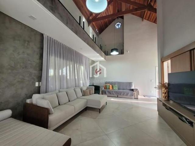 Casa à venda em Village da Serra