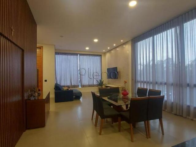 Casa à venda em Vinhedo, Terras de Santa Teresa, com 3 suítes, com 303 m²