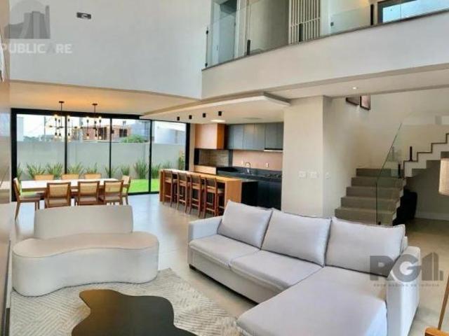Casa à venda em Xangri Lá