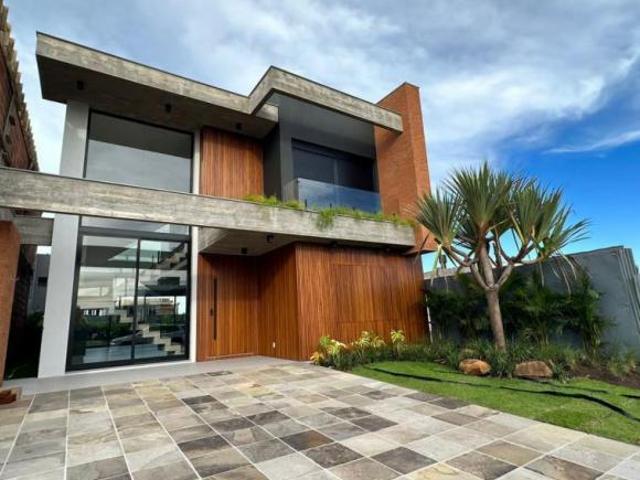 Casa à venda em Xangri Lá