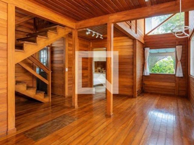 Casa à Venda Engordadouro, 3 Quartos, 245 m² Jundiaí