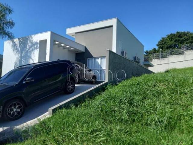 Casa à Venda e/ou Locação no Condomínio Portal do Jequitibá em Valinhos, no bair