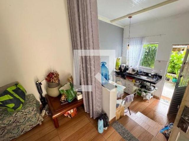 Casa à Venda Eldorado, 1 Quarto, 360 m² Contagem