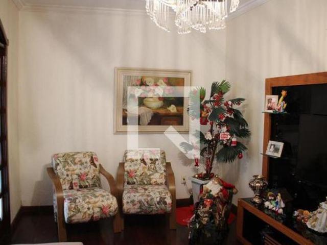 Casa à Venda Eldorado, 5 Quartos, 420 m² Contagem