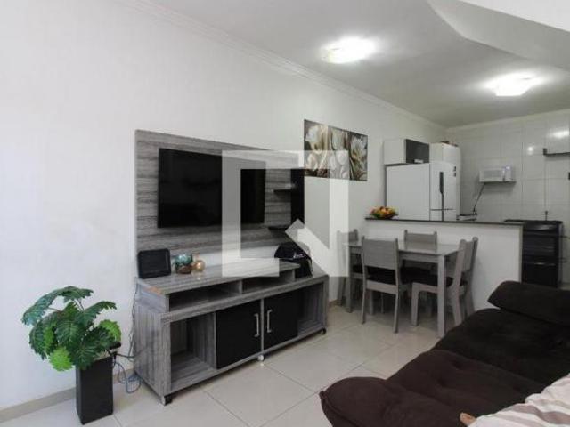 Casa à Venda Ermelino Matarazzo, 2 Quartos, 68 m² São Paulo